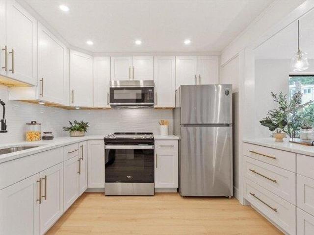 condo with 3 bedroom, Revere MA DS104261630