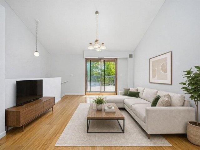 condo with 3 bedroom, Revere MA ES105059910