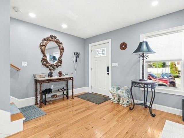 condo with 3 bedroom, Revere MA ES105204855