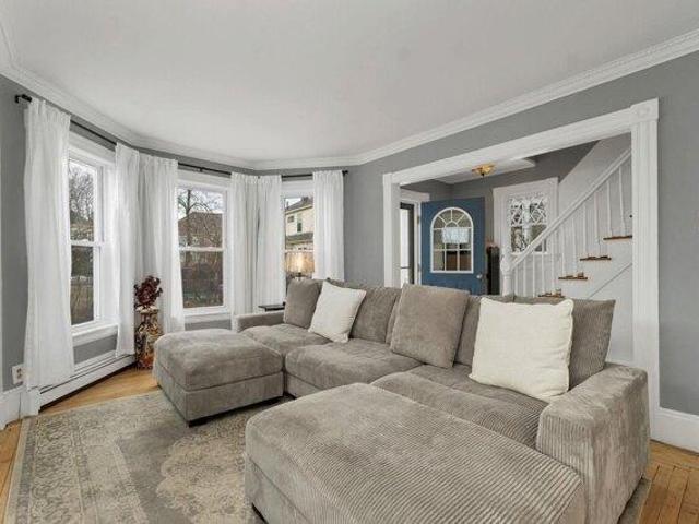 condo with 3 bedroom, Rochester NH ES103248599