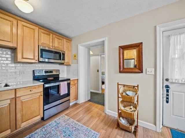 condo with 3 bedroom, Rollinsford NH ES104761399