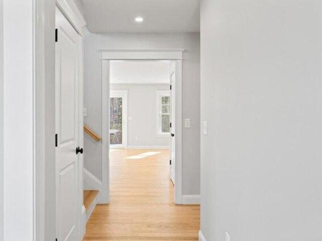 condo with 3 bedroom, Scarborough ME ES104010459
