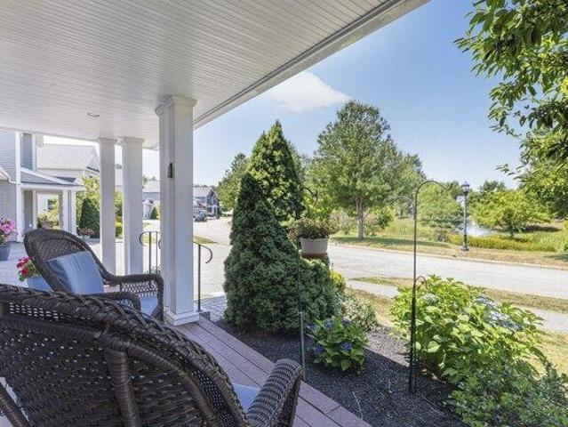 condo with 3 bedroom, Scarborough ME ES104852846
