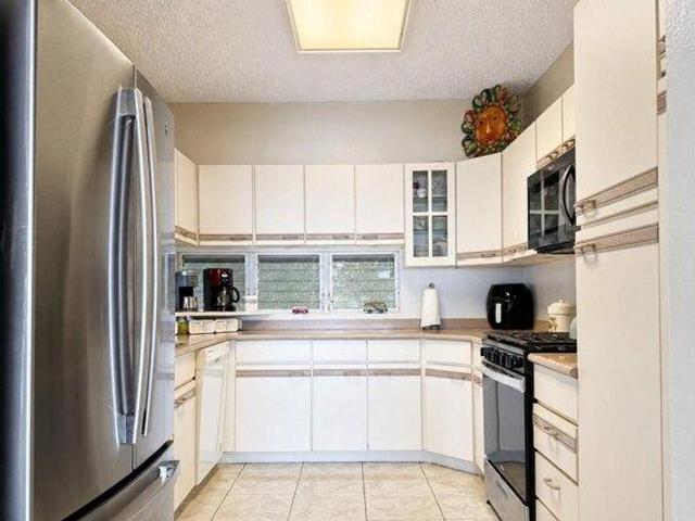 condo with 3 bedroom, Saint Thomas MO DS103494418