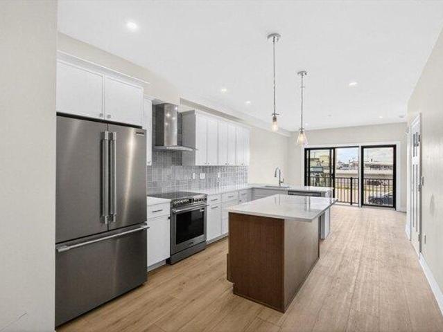 condo with 3 bedroom, Salisbury MA DS103440254