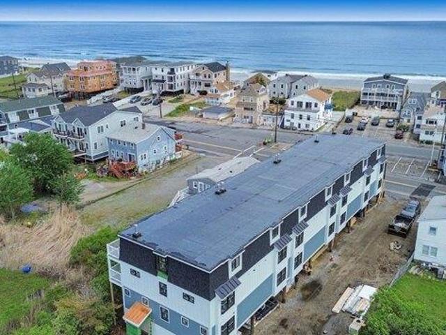 condo with 3 bedroom, Salisbury MA ES105081258