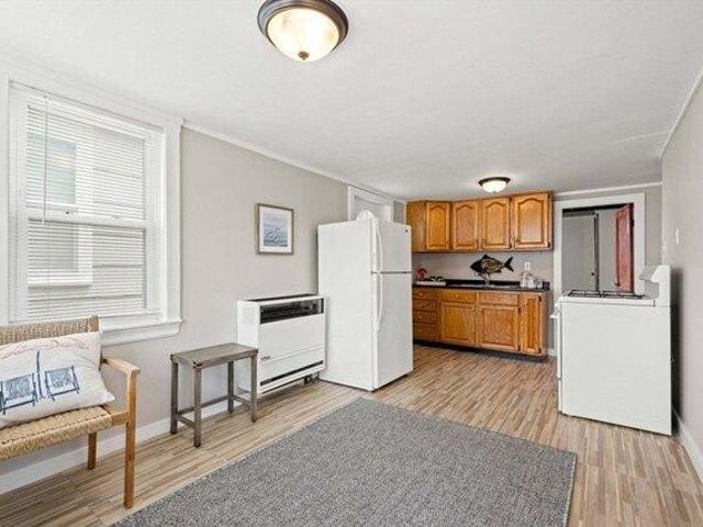 condo with 3 bedroom, Salisbury MA ES105094514