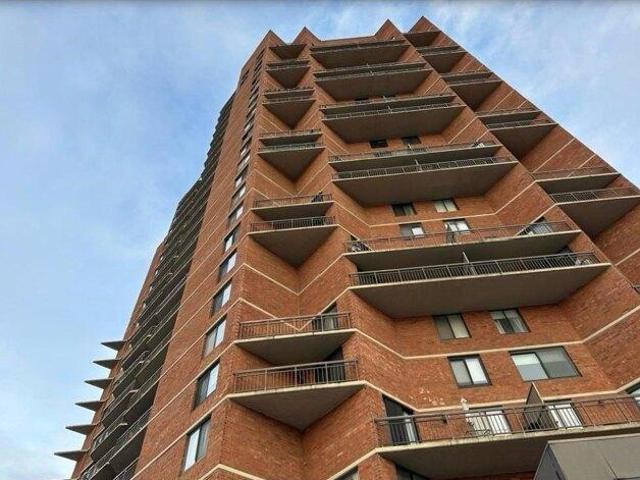 condo with 3 bedroom, Secaucus NJ DLS102217857