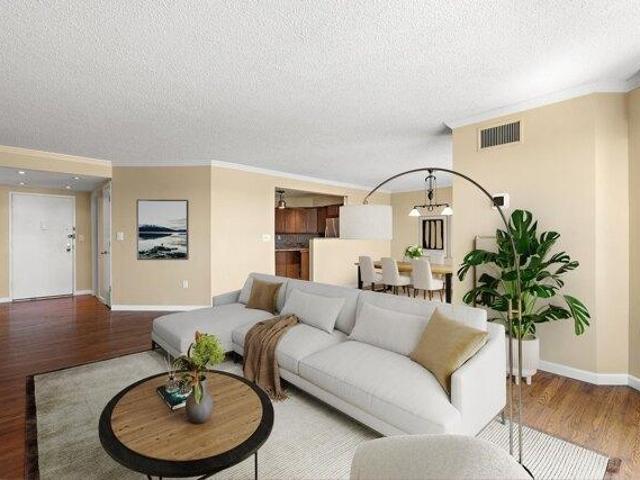 condo with 3 bedroom, Secaucus NJ DS102565531