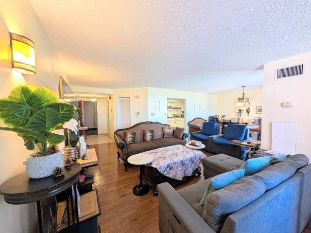 condo with 3 bedroom, Secaucus NJ DS104236264