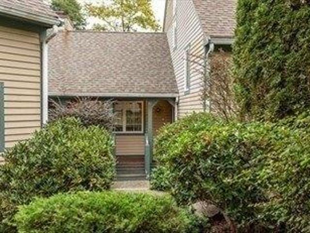 condo with 3 bedroom, Shrewsbury MA ES103969204