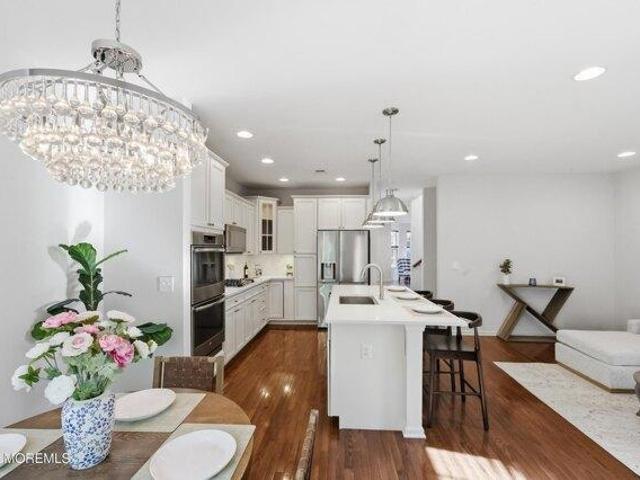 condo with 3 bedroom, Shrewsbury NJ ES104540298