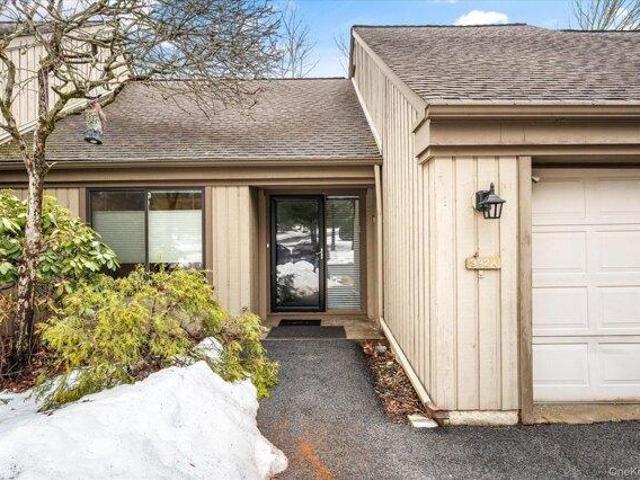 condo with 3 bedroom, Somers NY DS101748140