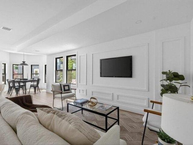condo with 3 bedroom, Somerville MA DS104376425