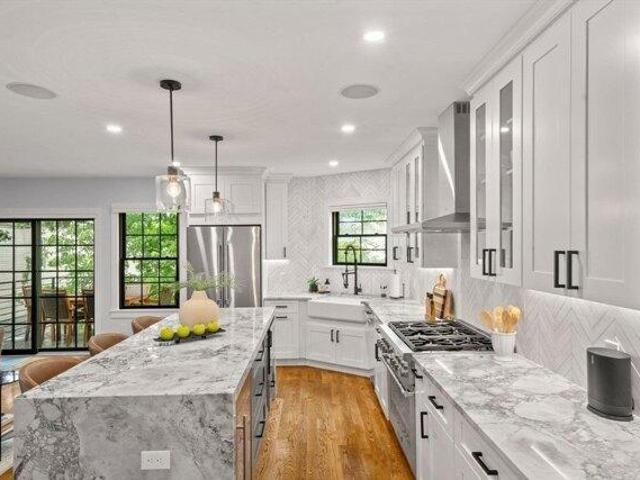 condo with 3 bedroom, Somerville MA ES104539500