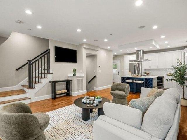 condo with 3 bedroom, Somerville MA ES104541336