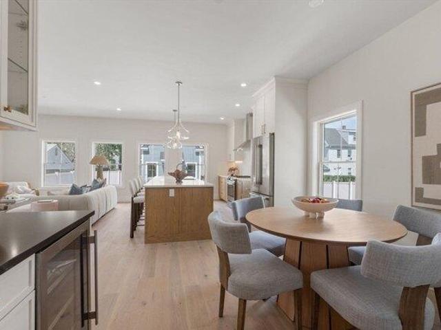 condo with 3 bedroom, Somerville MA ES105144104
