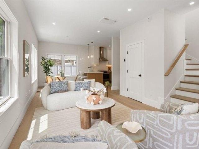 condo with 3 bedroom, Somerville MA ES103808984