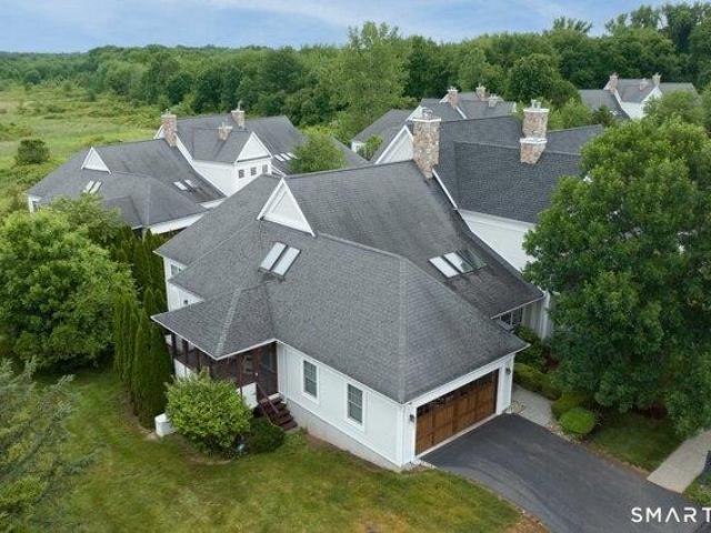 condo with 3 bedroom, South Windsor CT ES104190744