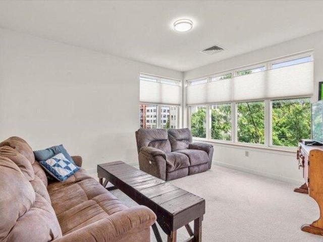 condo with 3 bedroom, South Burlington VT DS103928287