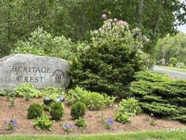 condo with 3 bedroom, Southbury CT ES103930475