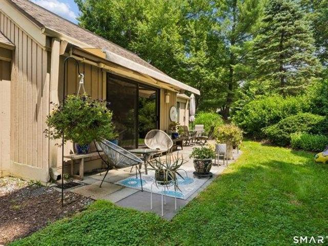 condo with 3 bedroom, Southbury CT ES104539629