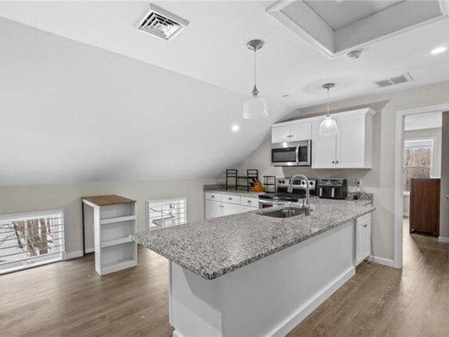 condo with 3 bedroom, Smithfield RI DLS102371790