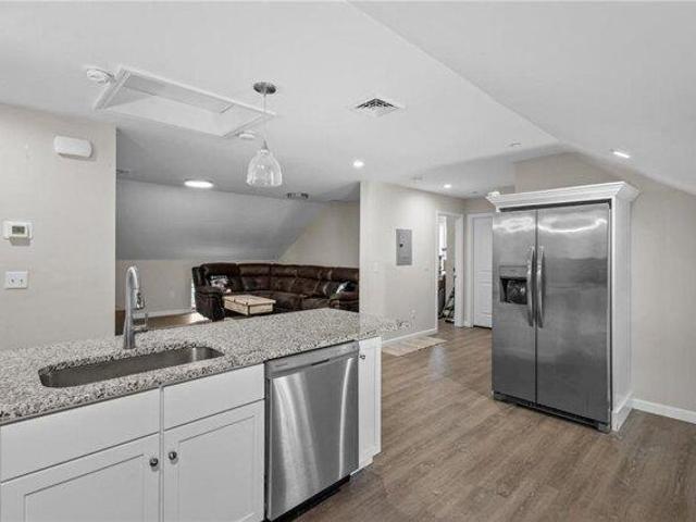 condo with 3 bedroom, Smithfield RI ES104869859