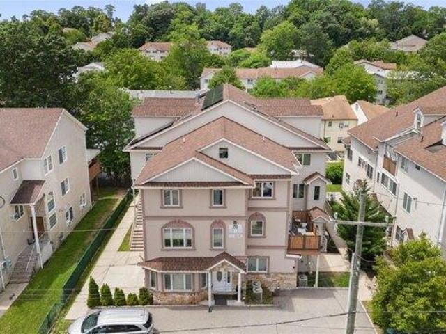condo with 3 bedroom, Spring Valley NY DS88827578