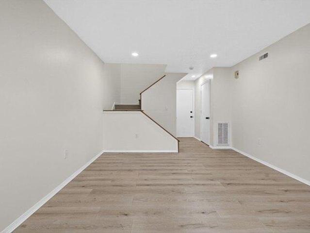 condo with 3 bedroom, Stoughton MA DLS102668404