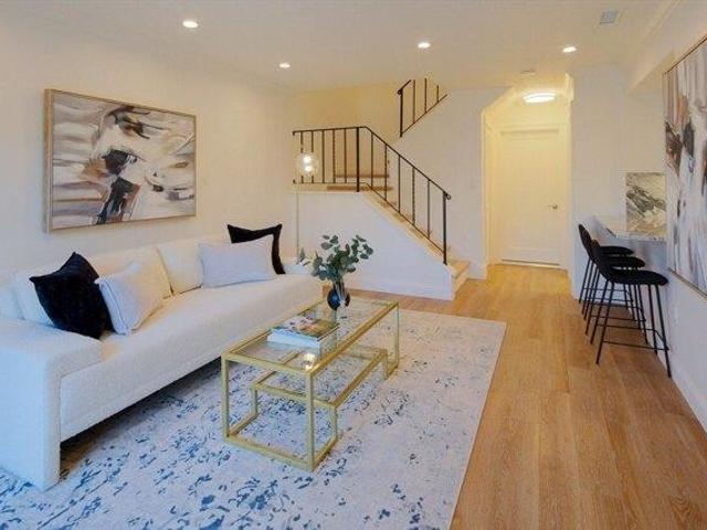 condo with 3 bedroom, Stoughton MA DS102120483