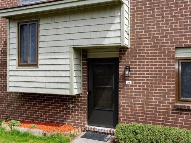 condo with 3 bedroom, Stoughton MA DS102121645