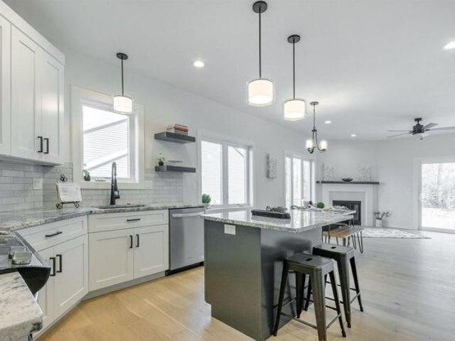 condo with 3 bedroom, Stoughton WI DS93192777