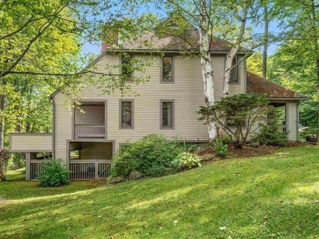 condo with 3 bedroom, Stowe VT DS102444469