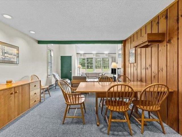 condo with 3 bedroom, Stowe VT ES105175799