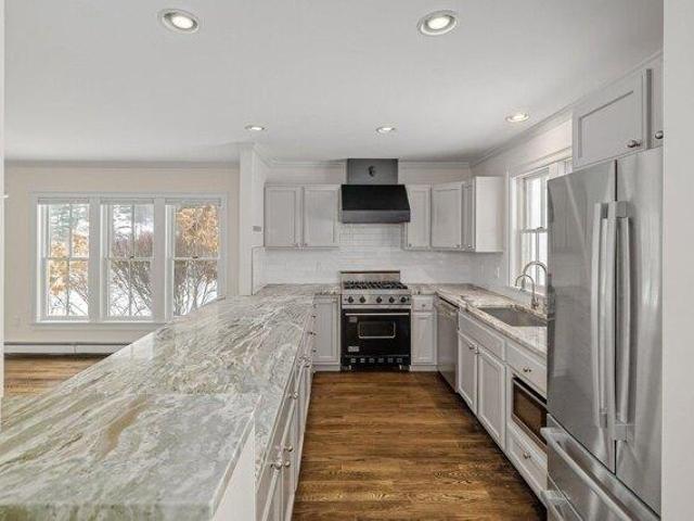 condo with 3 bedroom, Stowe VT ES105116350