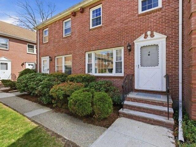 condo with 3 bedroom, Stoneham MA DS102961767