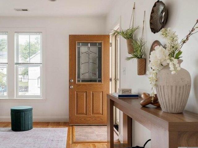 condo with 3 bedroom, Stoneham MA DS103969873