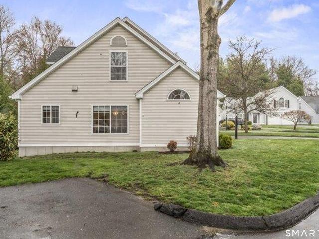 condo with 3 bedroom, Stamford CT DLS102212001