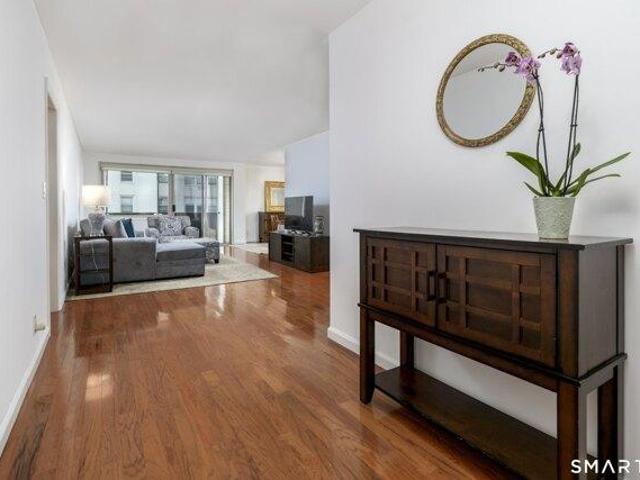 condo with 3 bedroom, Stamford CT ES103124811
