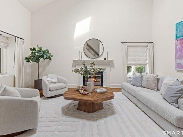 condo with 3 bedroom, Stamford CT ES104444561