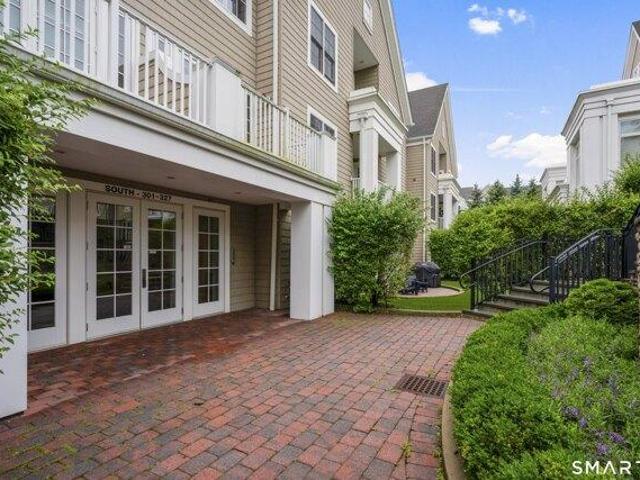 condo with 3 bedroom, Stamford CT ES104480637