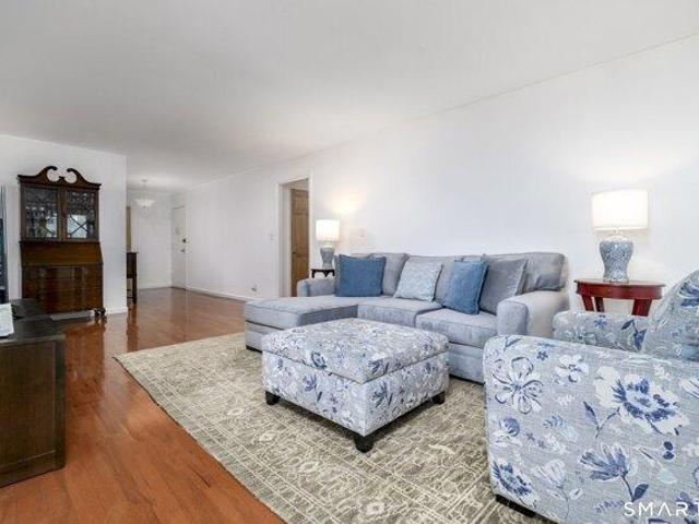 condo with 3 bedroom, Stamford CT ES105176198