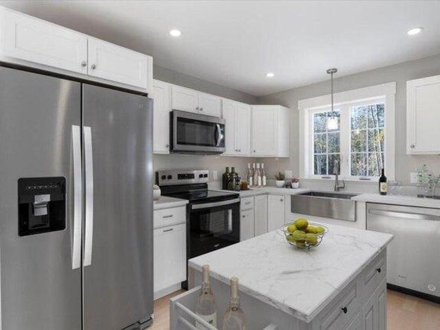 condo with 3 bedroom, Standish ME ES103930443
