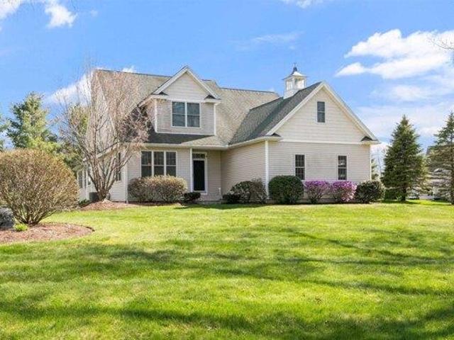 condo with 3 bedroom, Stratham NH ES103162983