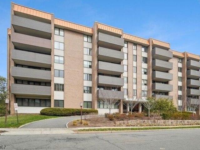 condo with 3 bedroom, Summit NJ DS102724637