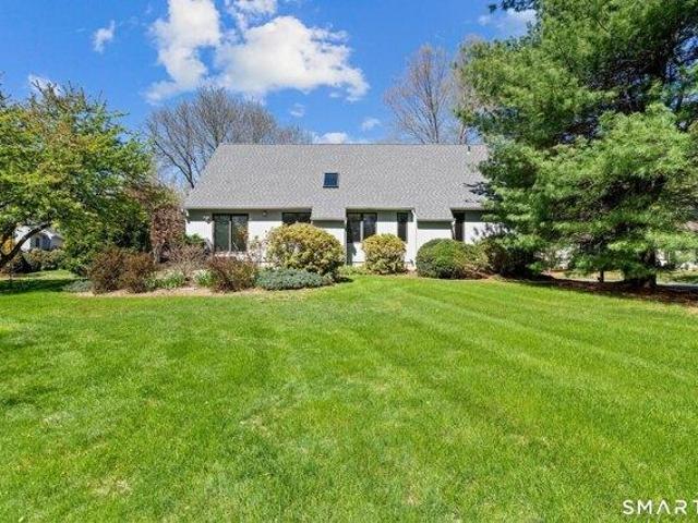 condo with 3 bedroom, Suffield CT DS103073446