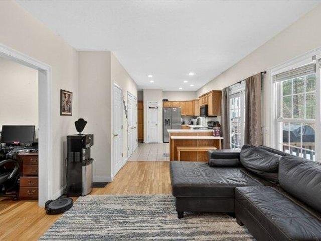 condo with 4 bedroom, Upton MA ES104009630