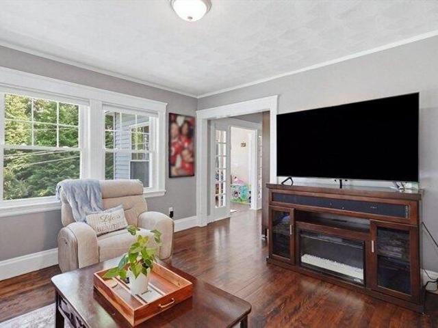 condo with 4 bedroom, Wakefield MA ES105193046