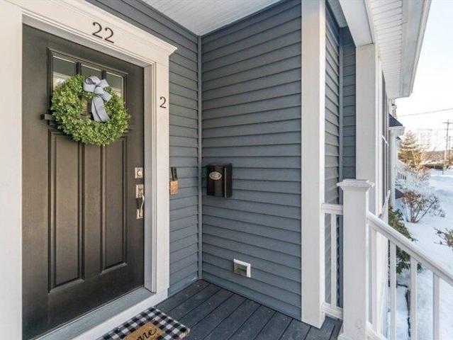 condo with 4 bedroom, Waltham MA DLS102411301